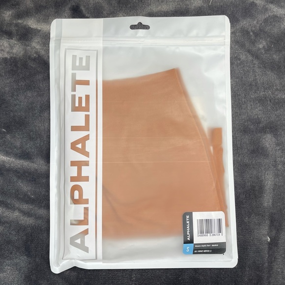 Alphalete | Shorts | Alphalete Amplify 35 Shorts | Poshmark